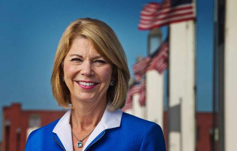 Omaha names first woman mayor
