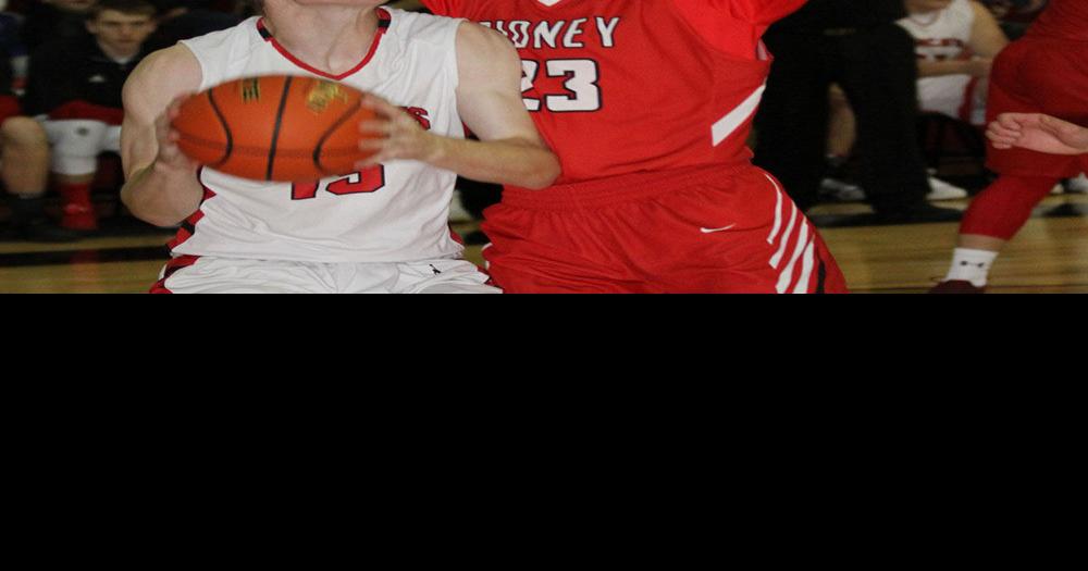 Scottsbluff boys hold off Sidney