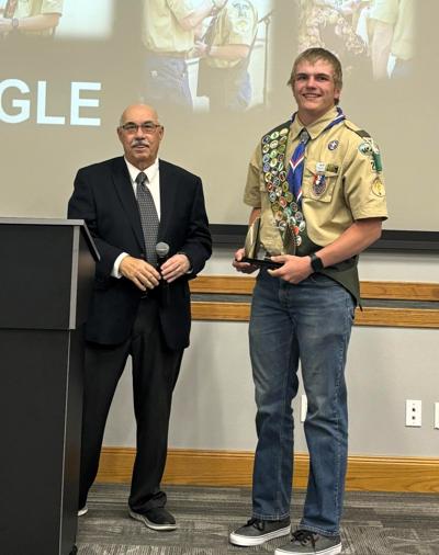 Varner receives Distinguished Scout Award