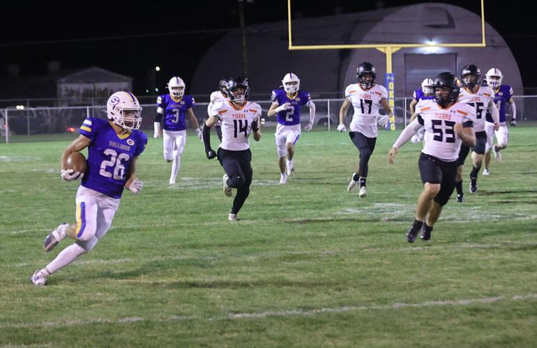 Gering football falls just short in regular season finale