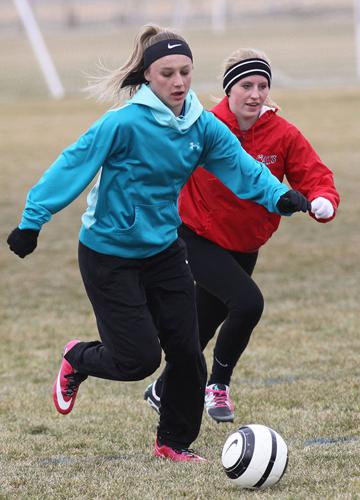 Scottsbluff girls enter season with high hopes