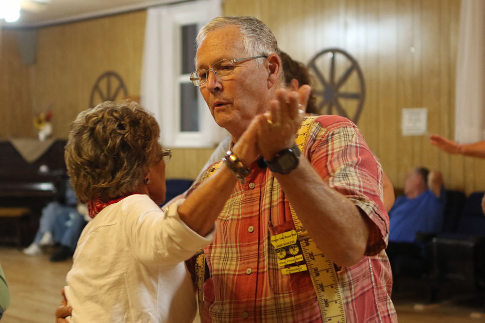 Do Si Do: Square dancing club welcomes new members