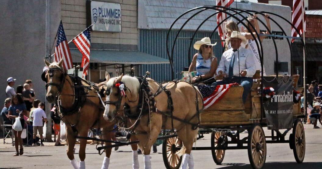 United We Stand: Patriotic parade kicks off Fair Week in Scotts Bluff ...