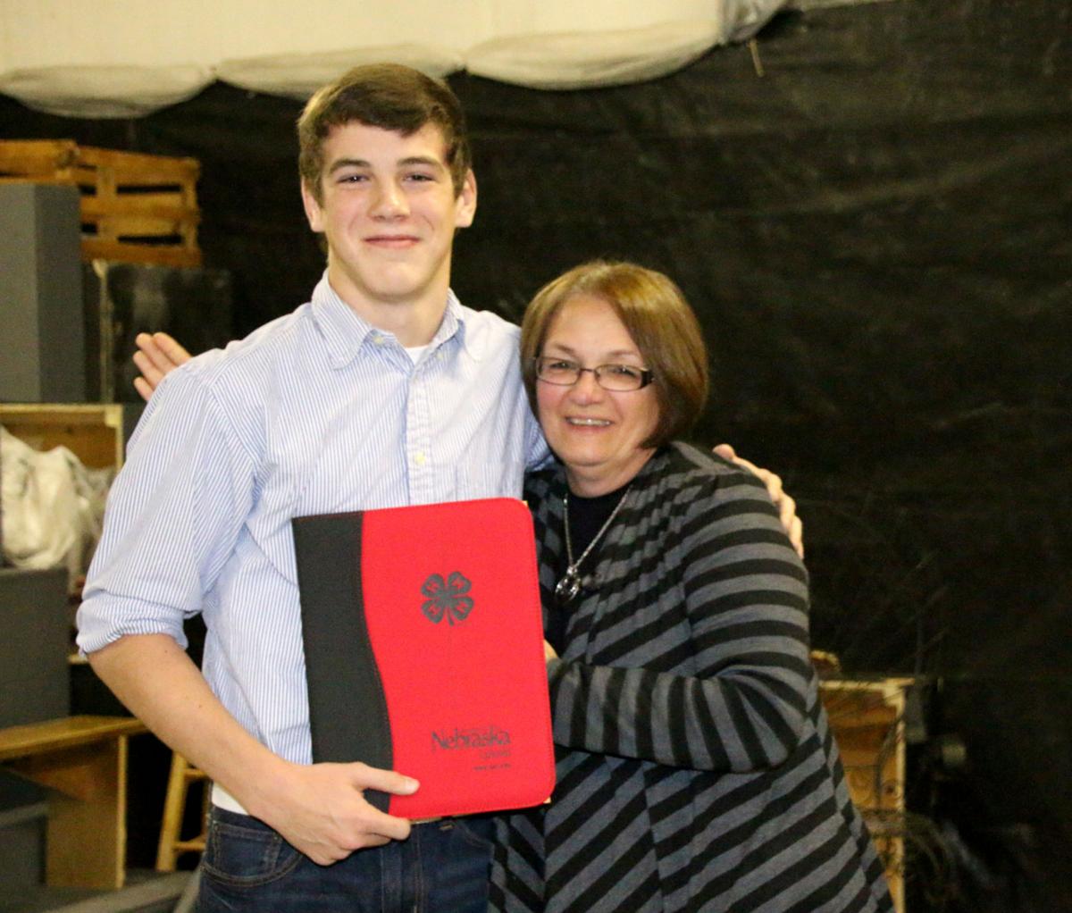 Applegarth named Outstanding 4-Her