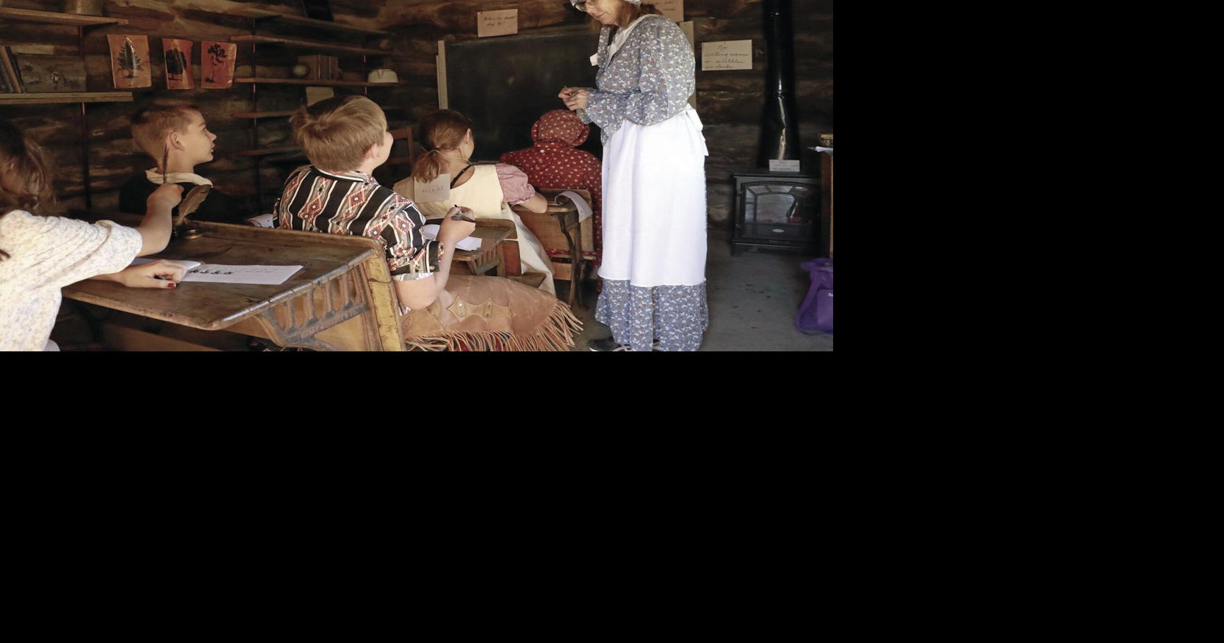 Flowerfield School brings history to life for fourth graders