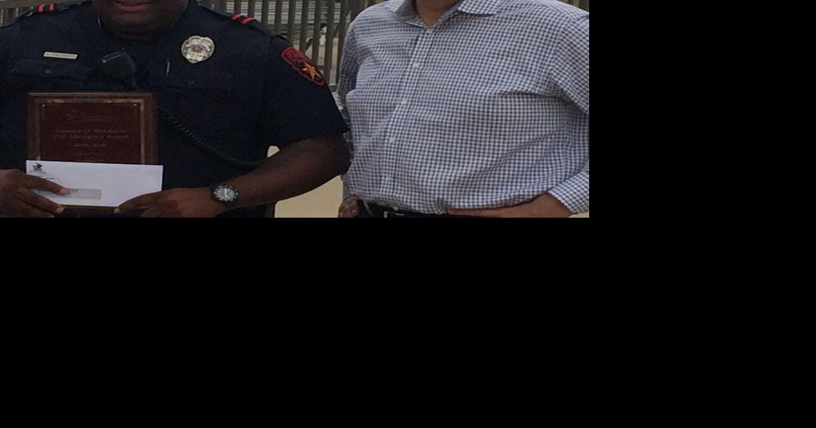 Lewisville police officer awarded at annual employee picnic ...