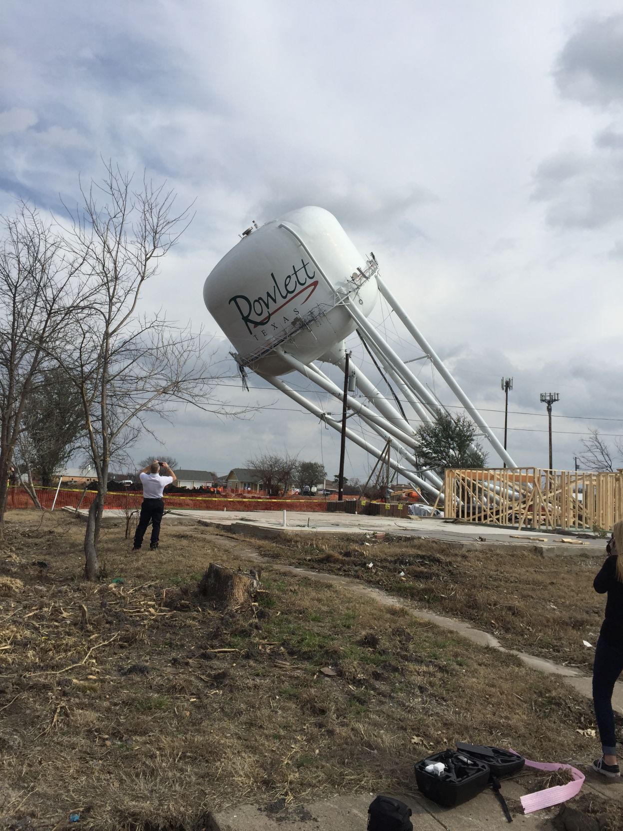 Rowlett water tower comes down | Rowlett Lakeshore Times ...