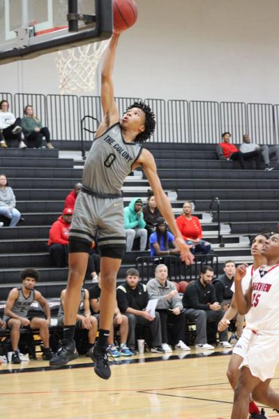 Fear the Spear: Freshman Dakari Spear continuing family’s hoops legacy ...