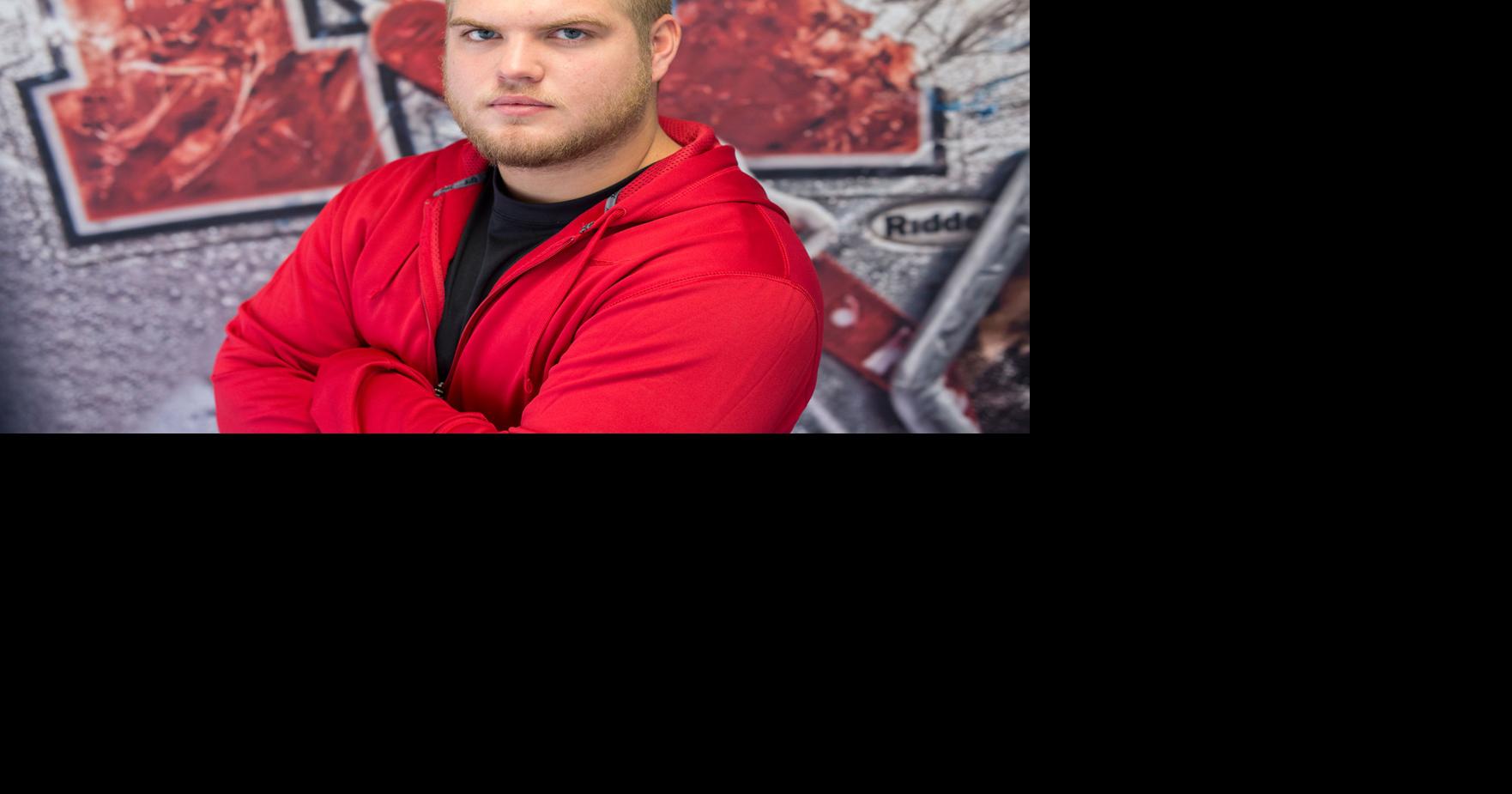 A step ahead: Marcus linemen Sutherland, Barr graduate early, depart ...