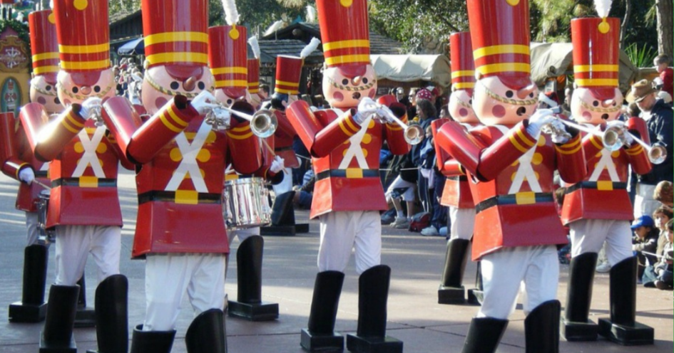 Plano holiday parade returns to downtown; festival to follow | Homepage ...