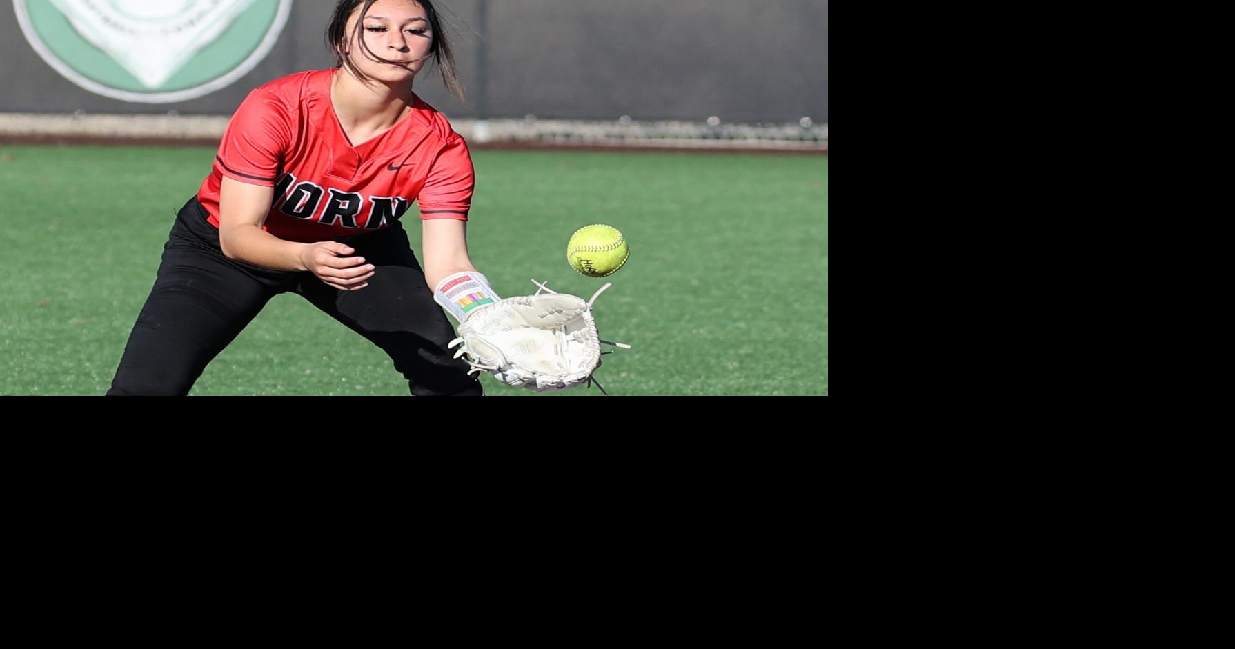 Softball: Tyler Legacy vs. Horn | | starlocalmedia.com