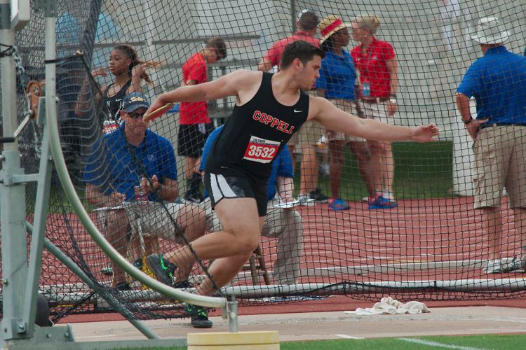 Photos: Standout athletes aplenty at Saturday's state track and field ...