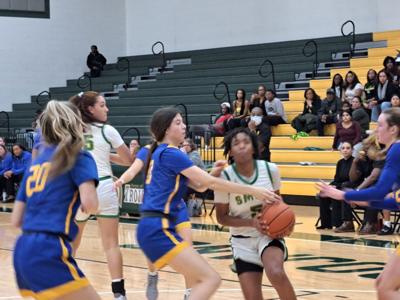 Firing on all cylinders: Hot shooting paces Newman Smith past Frisco in ...