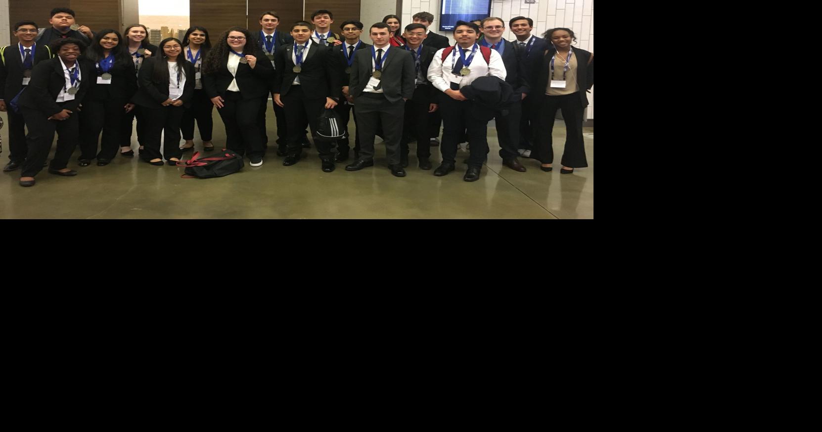 29 Little Elm ISD students advance to DECA state competition | Little ...