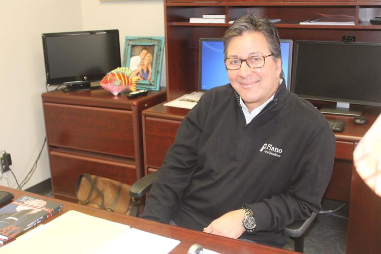 Tonight at 10: City spokesman tells behind-the-scene stories from 34 ...