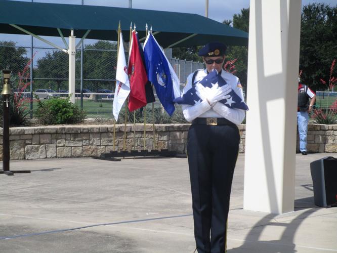 Retired colonel stresses importance of reflection, courage during ...