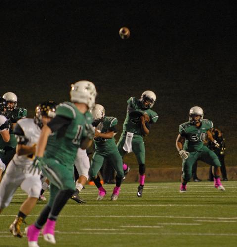Poteet cruises past North Forney to remain undefeated in district ...