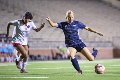 Barker's versatility vital to state-ranked Allen's unbeaten run | Allen ...