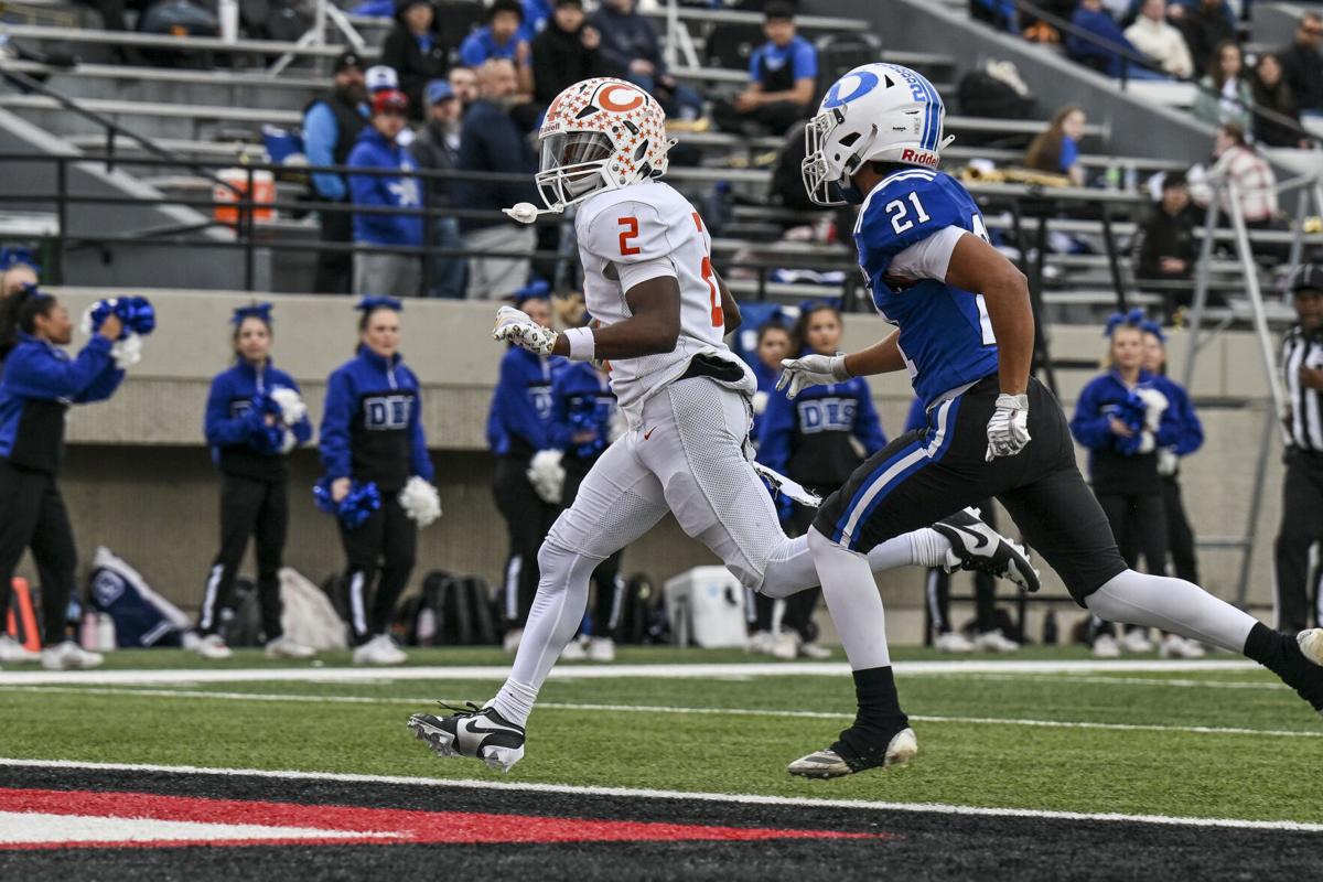 Despite injury to star QB, Celina takes care of Decatur in regional ...