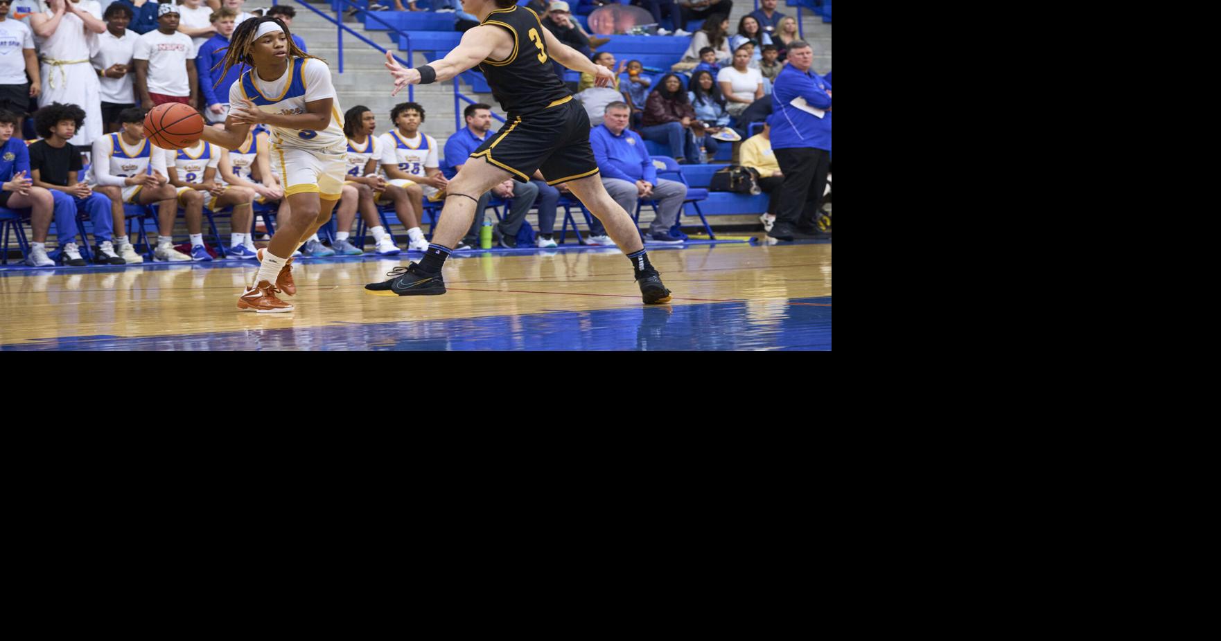 Check out these photos from Memorial's 73-57 victory over Frisco on ...