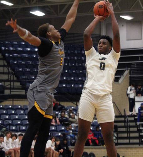 Plano East basketball star DJ Hall commits to Texas State | Plano Prep ...