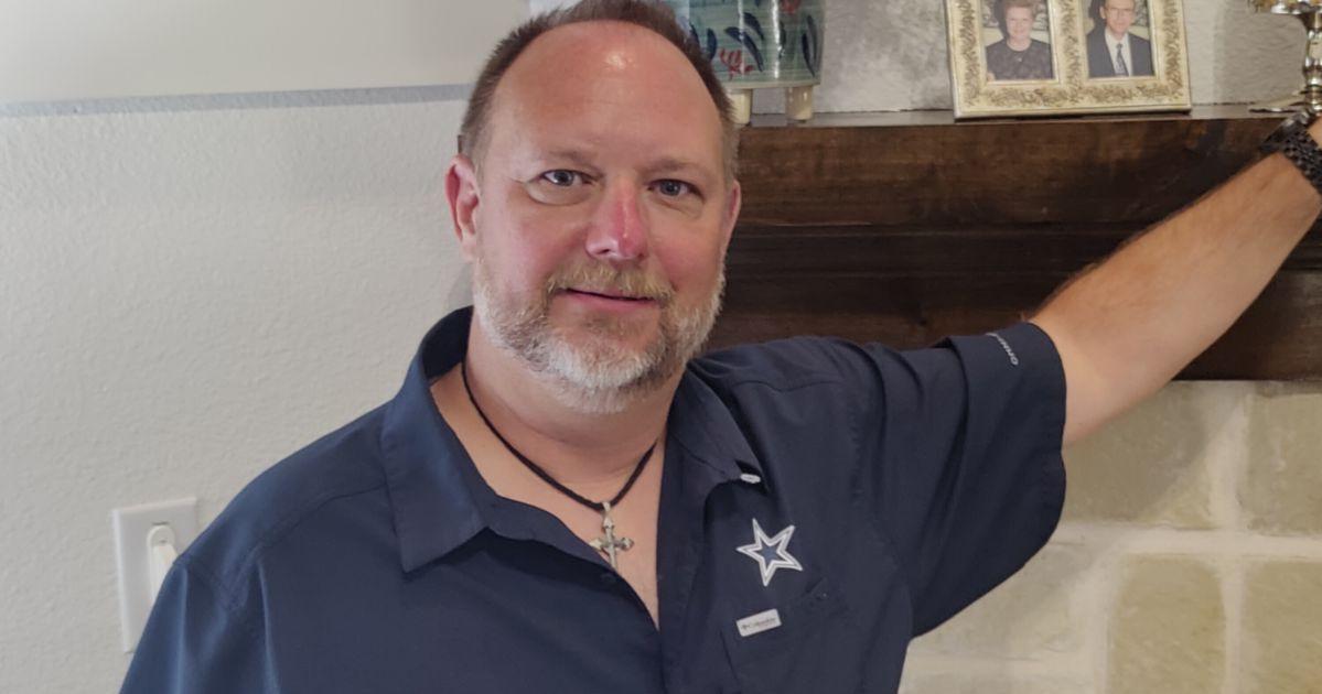 'I just feel drawn to help out:' Chris Baksa seeks to make a difference ...