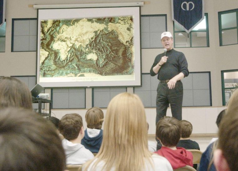 (SLIDESHOW) Famous oceanographer shares love for science with students ...