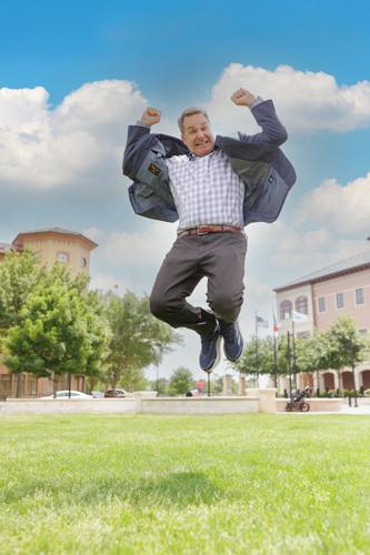 Joel Zeff energizes workplaces with laughter, unmatched energy ...