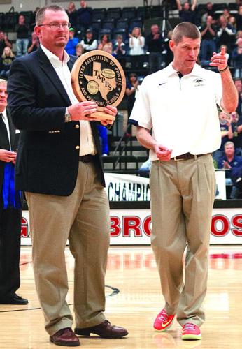 Back to square one: PCA hoops coach Chris Mayberry resigns, returning ...