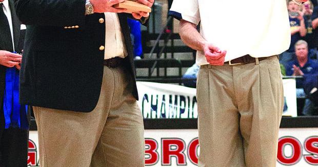Back to square one: PCA hoops coach Chris Mayberry resigns, returning ...