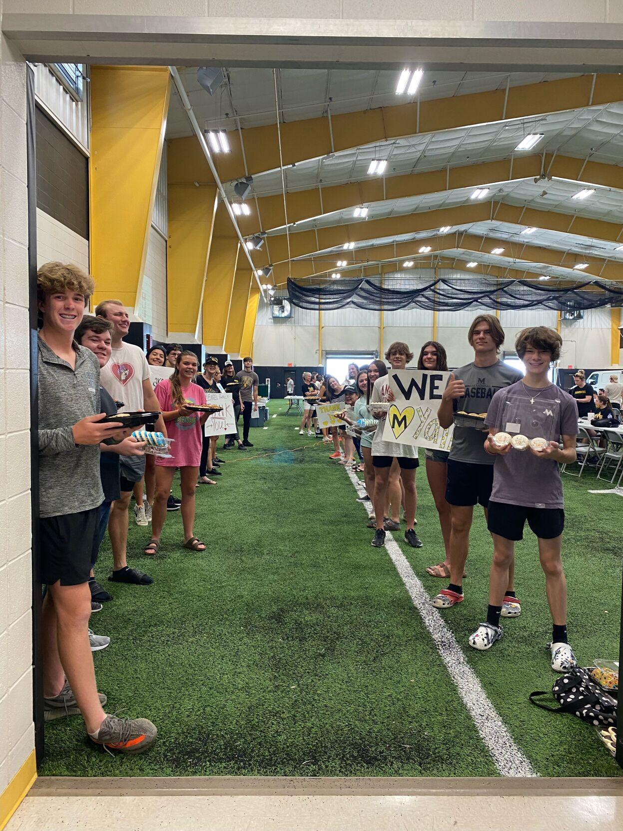 Group of Frisco Memorial High School parents, students show support for ...