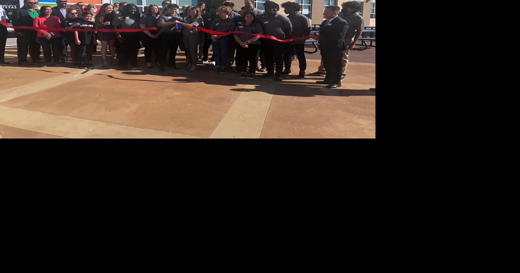 Little Elm roundup: Little Elm High School's CUTX SMART Branch hosts ...