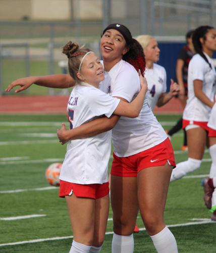 Area playoff soccer roundup: Allen boys, girls sweep into regional ...