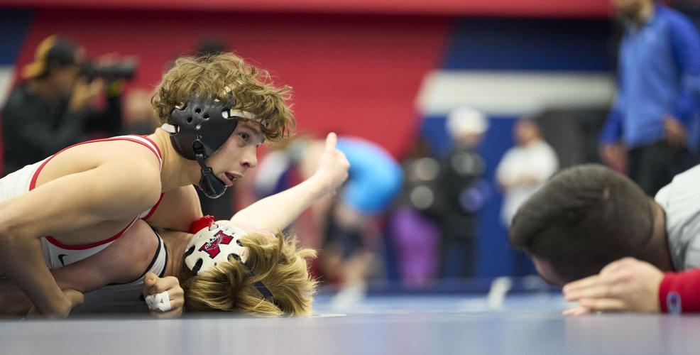 Despite up-and-down finals, Allen boys add another regional wrestling ...