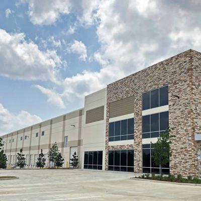 450,000-square-foot distribution center opens in Flower Mound | News ...
