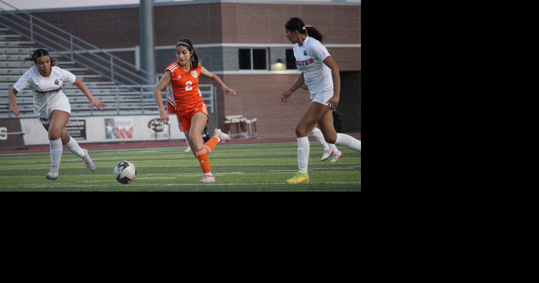 Quiroz's championship pedigree key to Lady Bobcats' success | Celina ...