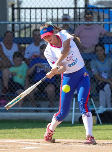Stars on the field: Area softball players brave heat for DFW FastPitch ...