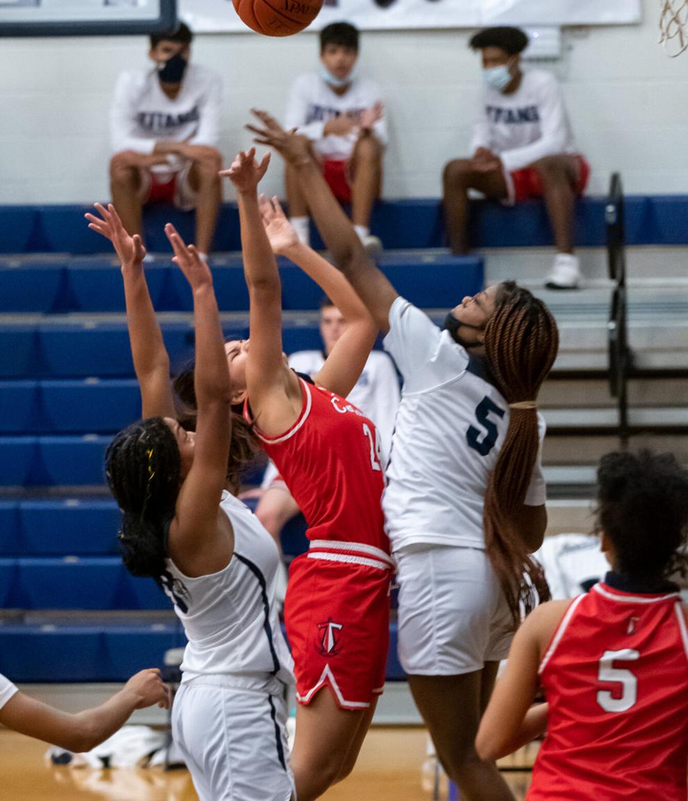9-5A Girls Basketball: Lone Star secures share of district title ...