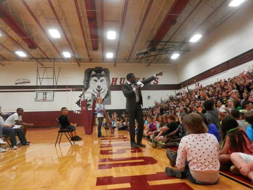 Avery Johnson visits Huffines, DeLay middle schools | News ...