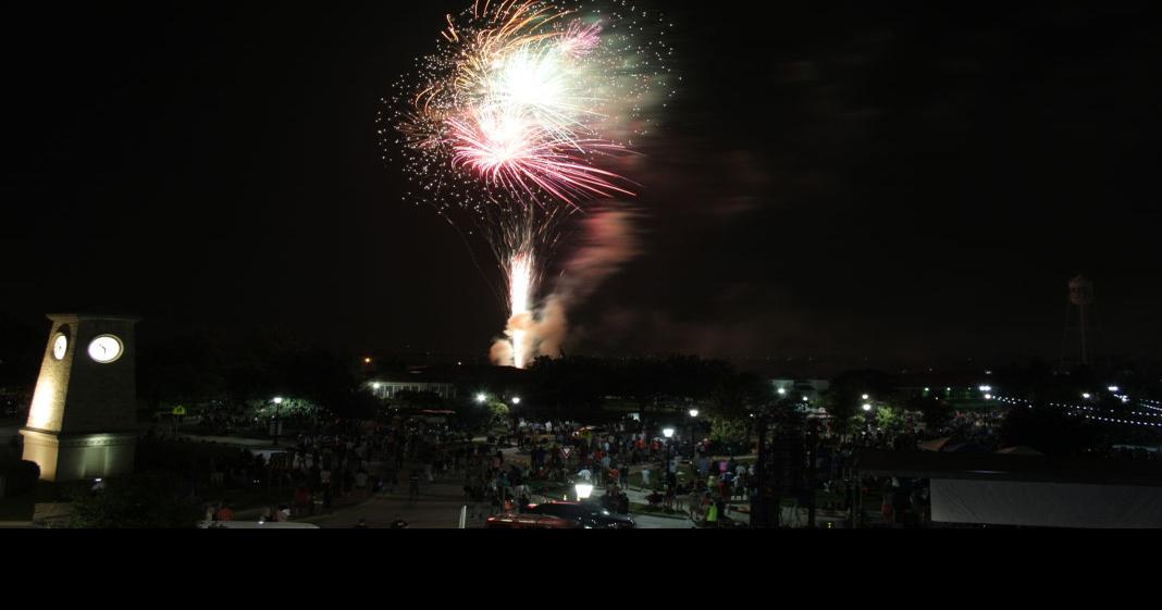 'Fireworks at Bayside' | Rowlett Lakeshore Times | starlocalmedia.com