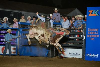 Lewisville saddles up for Pro Bull Riding, western-themed festivities ...