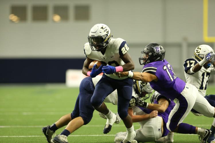 Knights fight off late Lobos rally, escape with 30-24 win | Frisco ...
