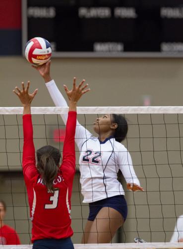 Allen-Boyd goes to fifth set as Lady Broncos move to 1-0 in 6-6A ...