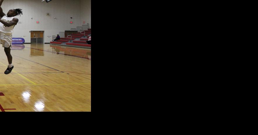 Denton County prep basketball round-up: Newman Smith wins 11th straight ...