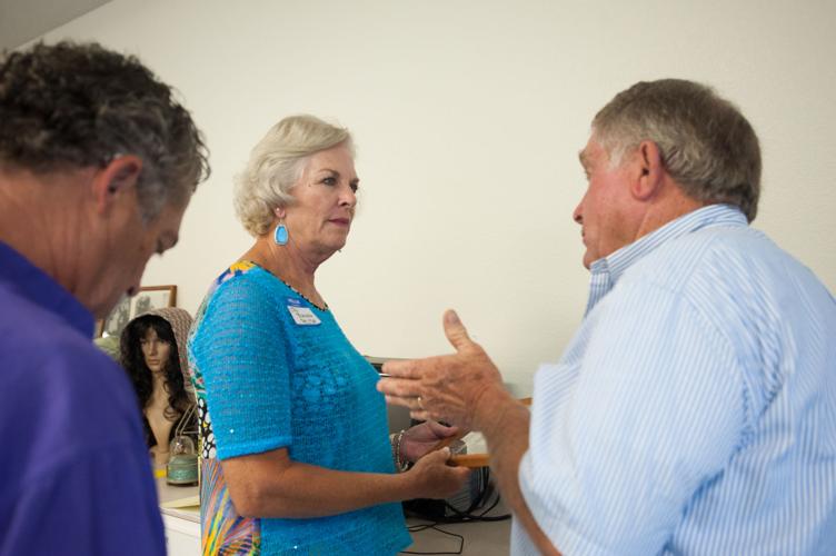 Throwback: Family members, old and new gather at family reunion ...