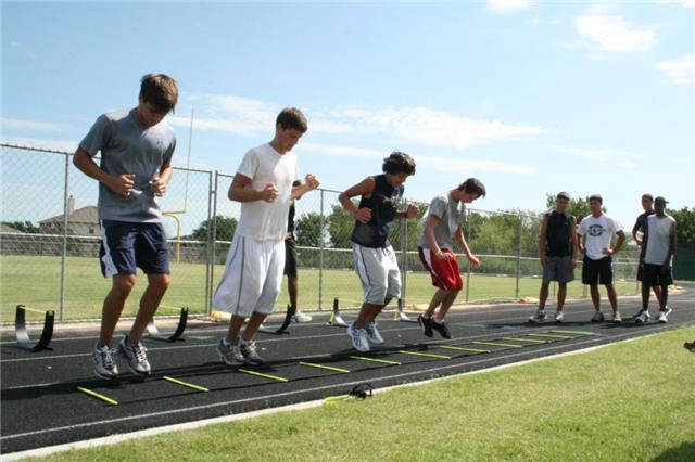 (SLIDESHOW) Michael Johnson trains young athletes at local middle ...