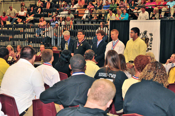DHS seniors receive almost $7 million in scholarships | News ...