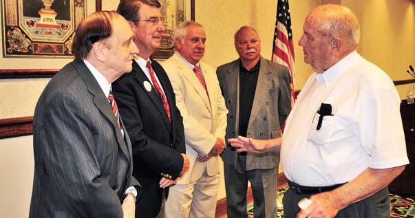 Candidates for county mayor face off | News | stategazette.com