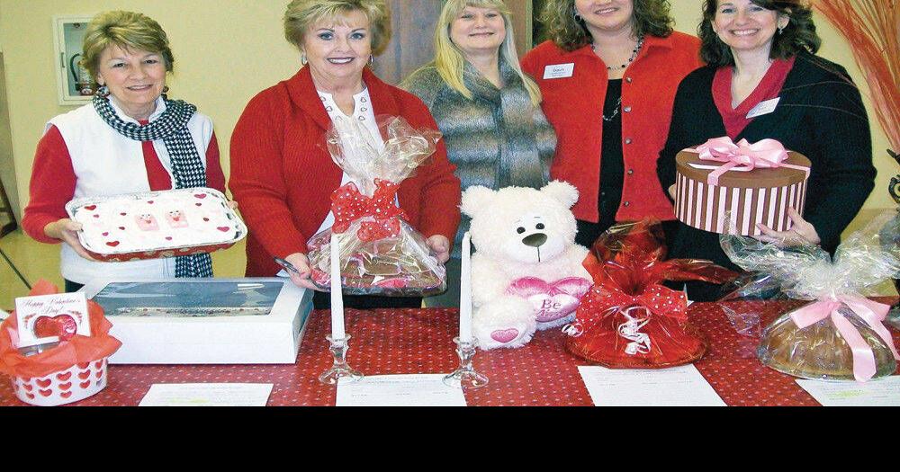Cake auction brings Life Choices, Transitions 'Heart to Heart' | News ...