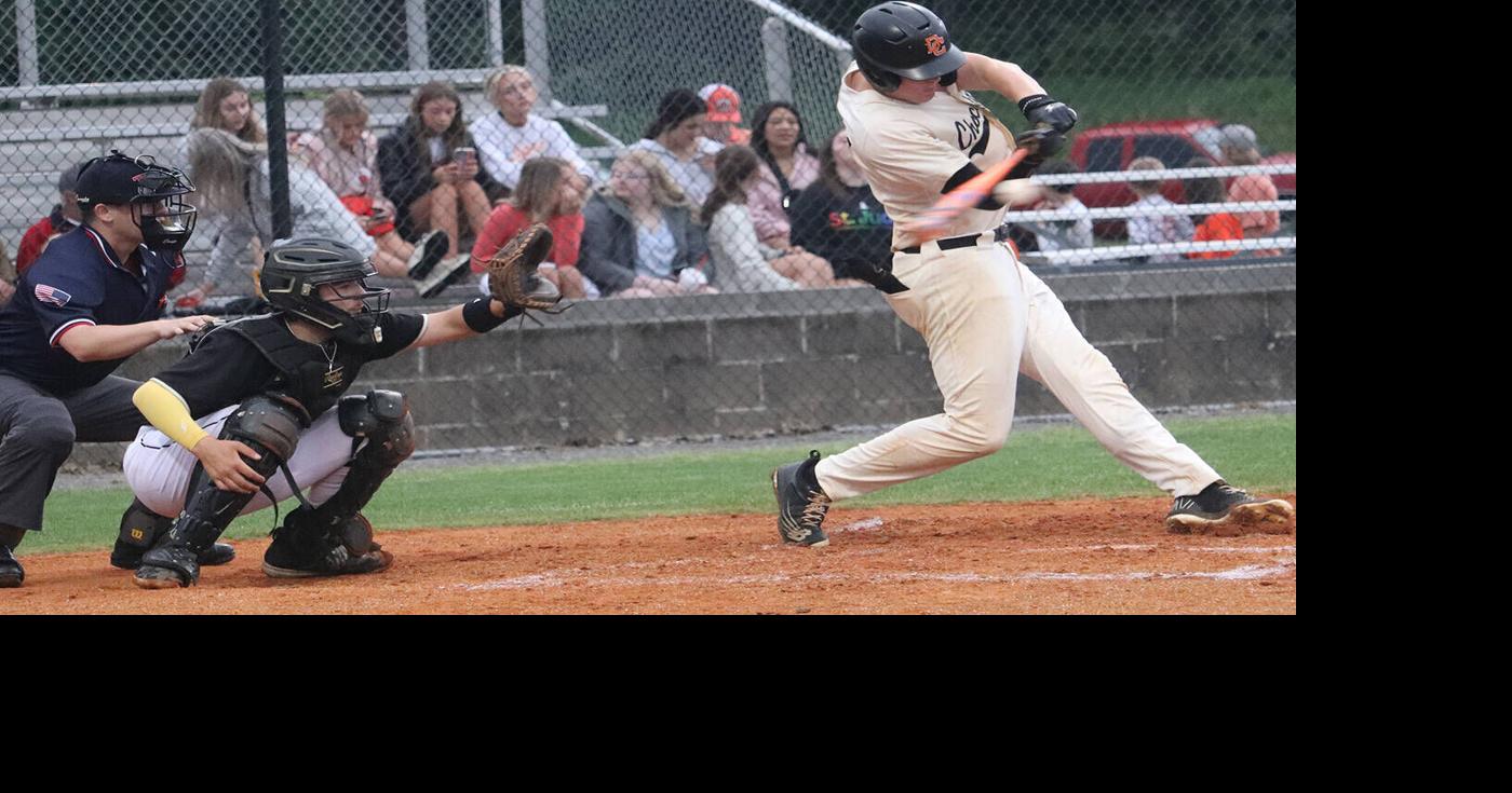 Dyer County defeats Dyersburg in extra innings | Sports | stategazette.com